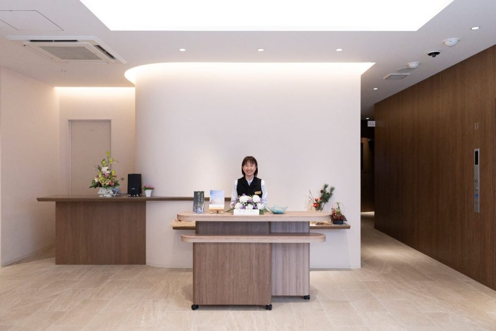 地域に寄り添う“新葬祭ホール” | 空間と体験の可能性を追求するメディア「nomlog（ノムログ）」 | 株式会社乃村工藝社